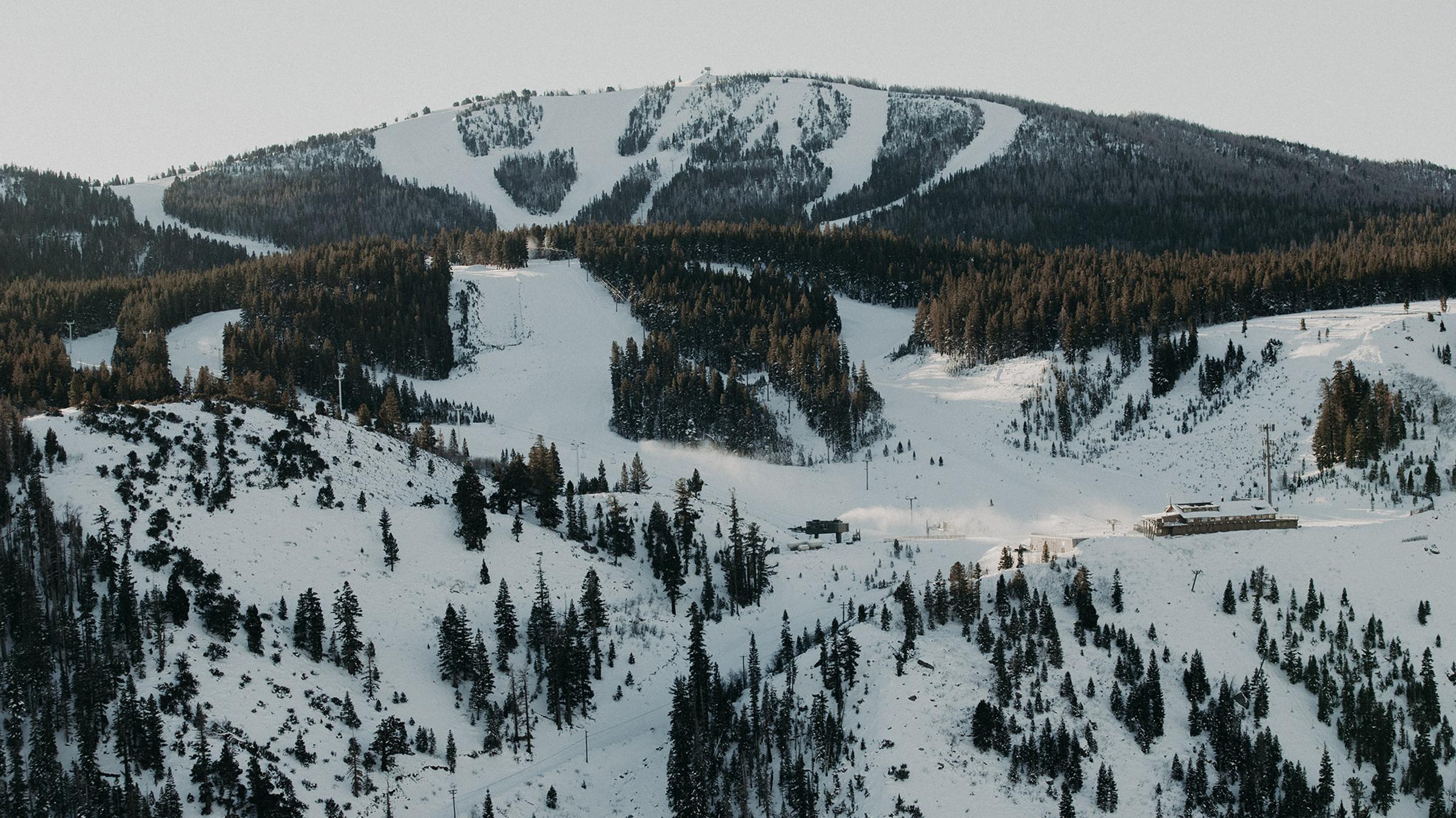 California's Family Mountain | Kids 12-Under Ski Free | June Mountain